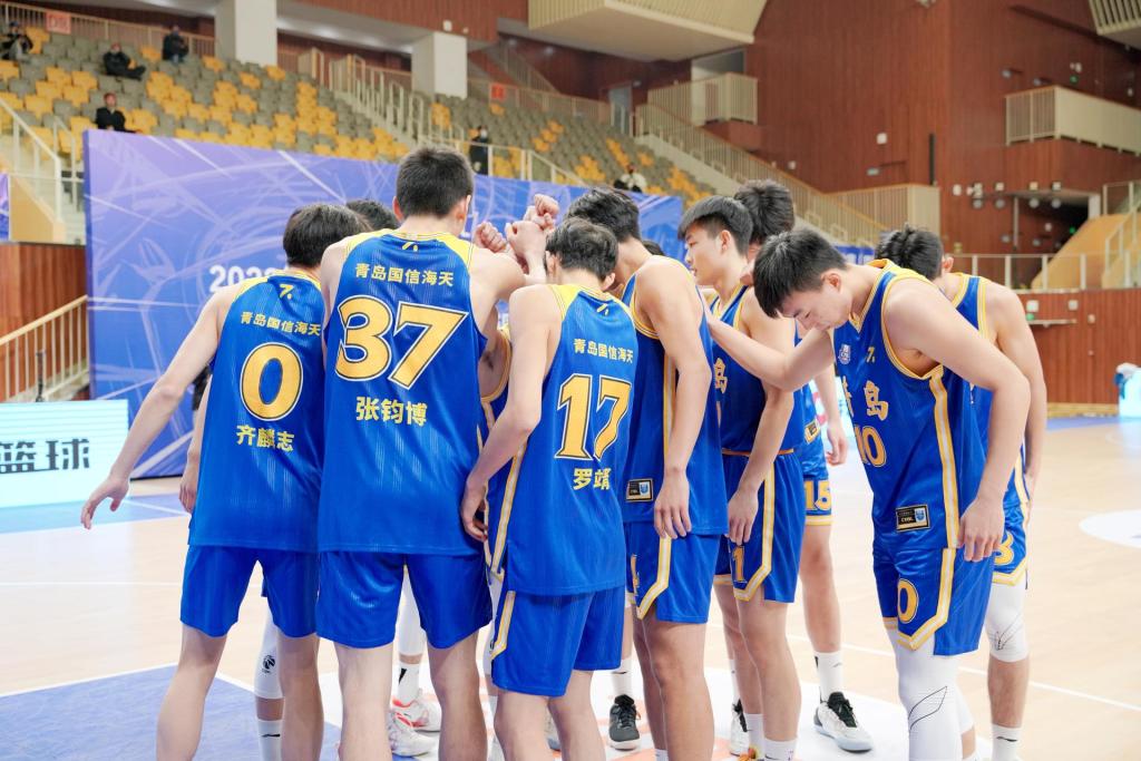 青岛U19男篮载誉而归，市体育局发贺信祝贺-半岛网