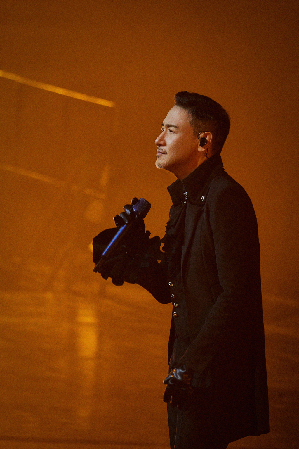 张学友60+巡回演唱会香港站震撼启航 歌神宝刀未老承诺唱到70+-半岛网